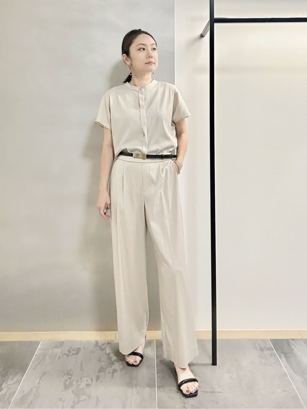 INDIVIの【洗える/SETUP可能/UVケア/接触冷感/日本製】バンドカラー半袖ブラウスを使ったコーディネート | Rakuten Fashion(楽天ファッション／旧楽天ブランド ...